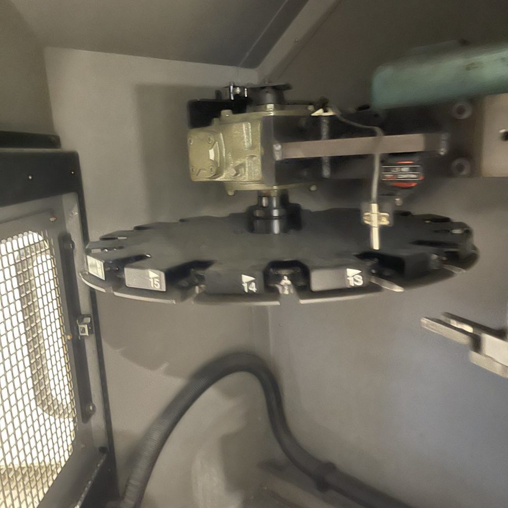 MAKINO EDNC 43 S EDM EDM Die Sinker/Erodiermaschine (Funken) (1998 ...