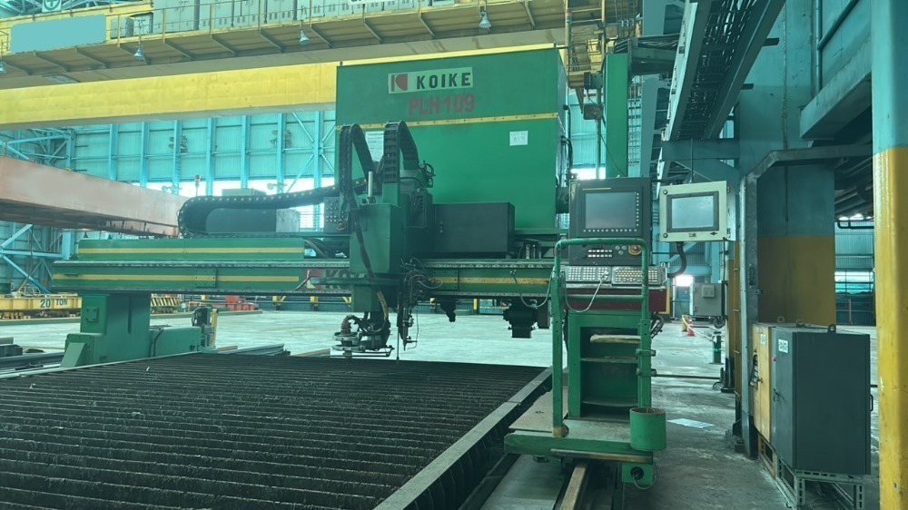 CNC PLASMA CUTTING MACHINE KOIKE SANSO KOGYO CO.,Ltd MYNUC 5500 D ...