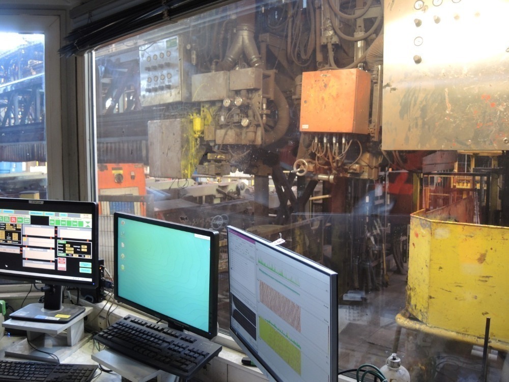 Electro Magnetic Suface Inspection Wall thickness test Fa. Förster, D ...