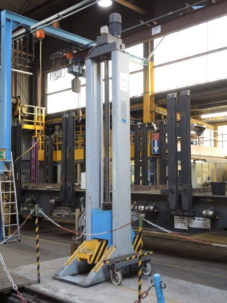 4-Column Lifting Rig “PFAFF” 100 Ton (2008) | Seamless Steel Pipe ...