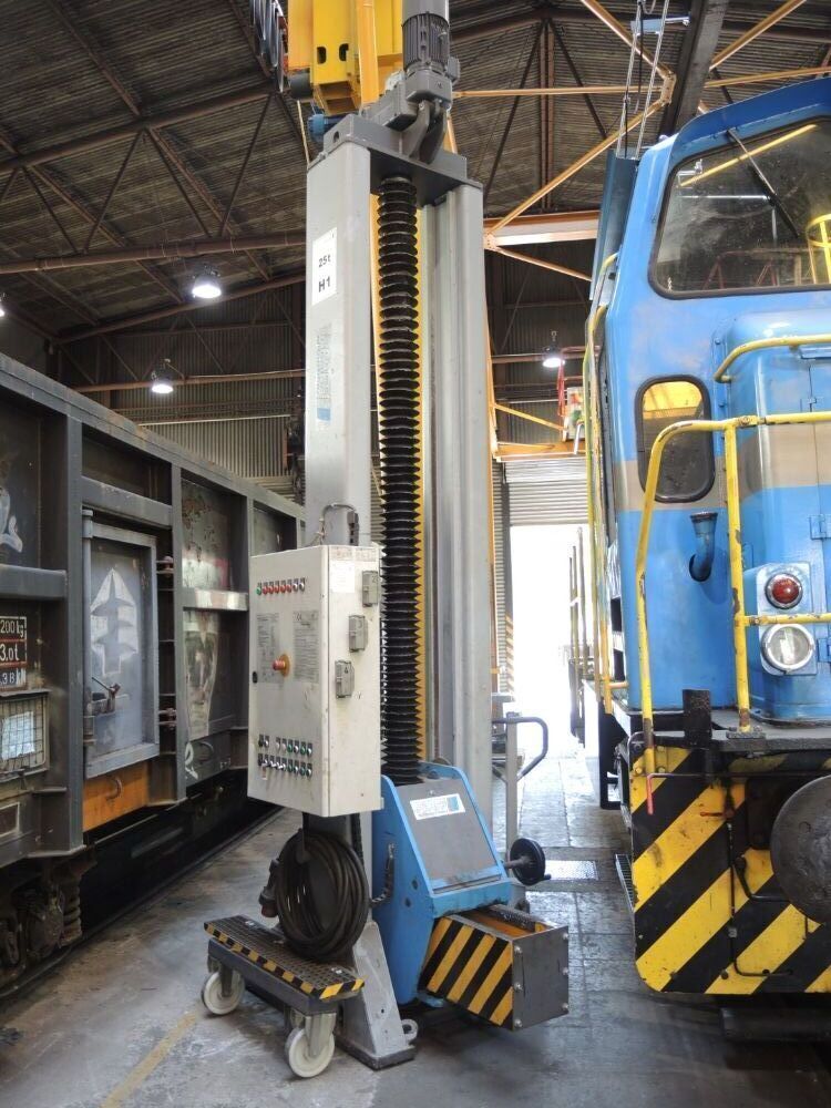 4-Column Lifting Rig “PFAFF” 100 Ton (2008) | Seamless Steel Pipe ...