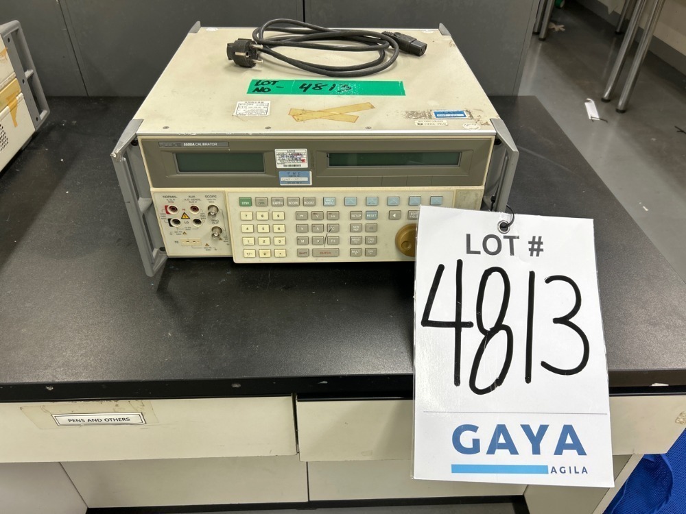 MULTI PRODUCT CALIBRATOR (FLUKE 5500A) FLUKE