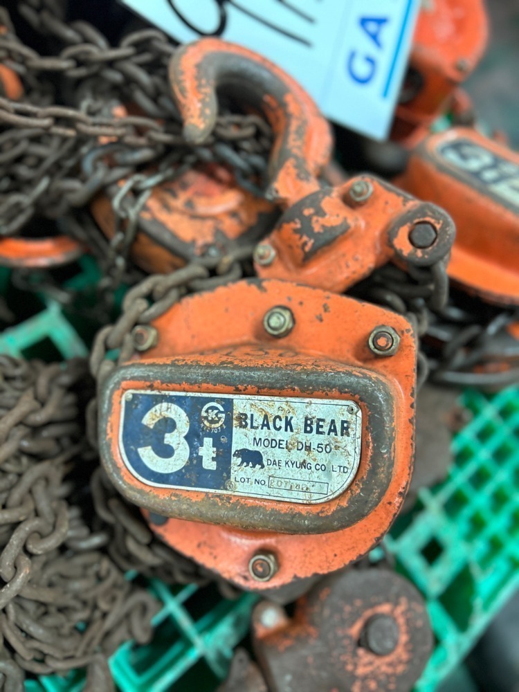 10x USED Chain Blocks (0.5, 1.0 and 3 Tons) DAEKYUNG